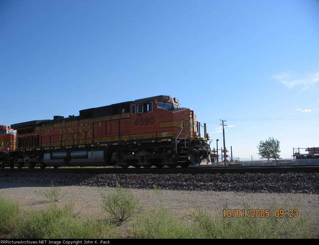 BNSF 4590